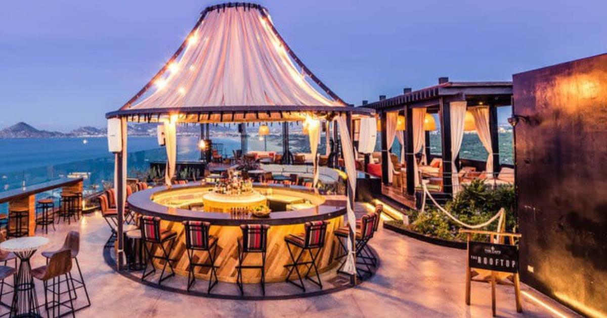 Here are the 6 best rooftop bars in Los Cabos to visit in